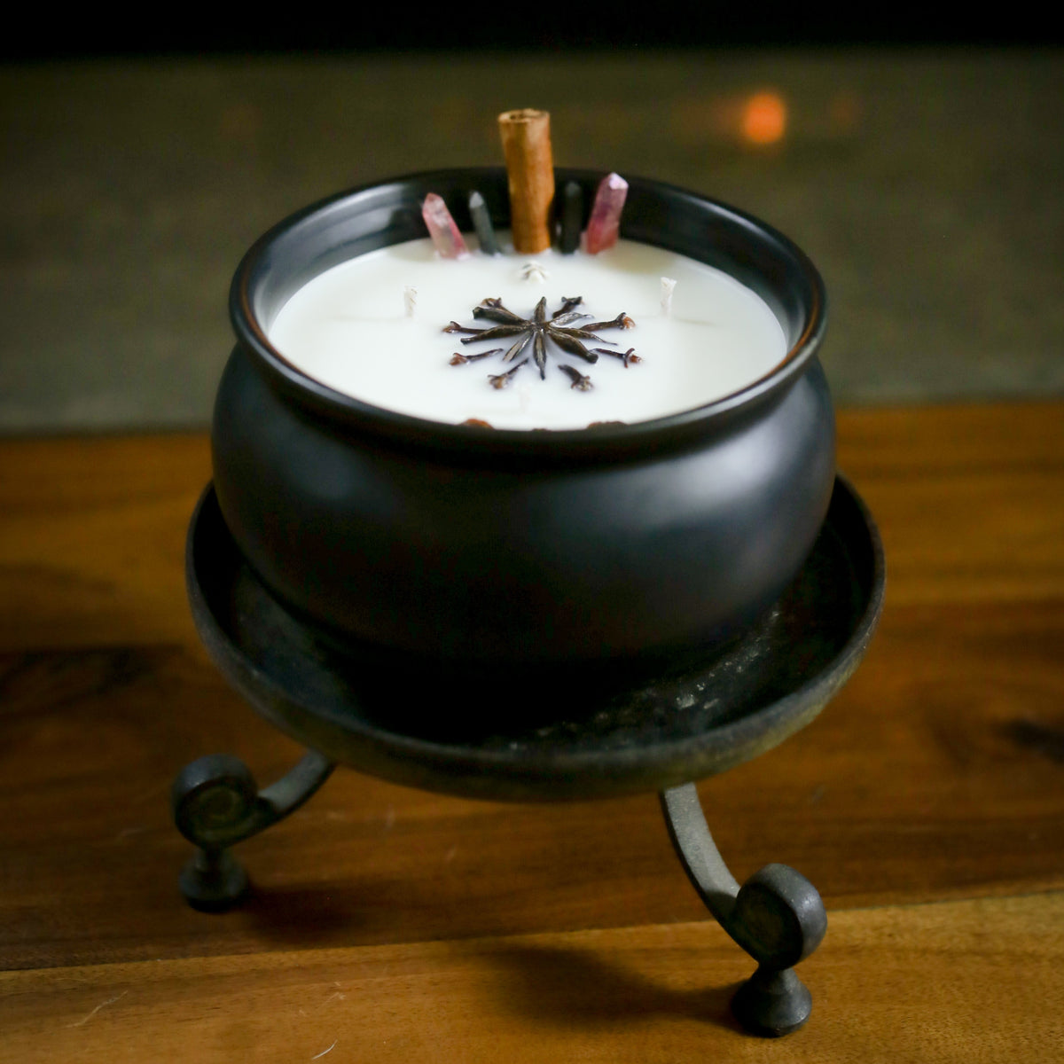 Samhain Cauldron – Emerald Hearth